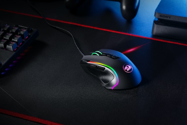 The 7 Best Mouse Options For Sim Racing Setups - FLOW RACERS