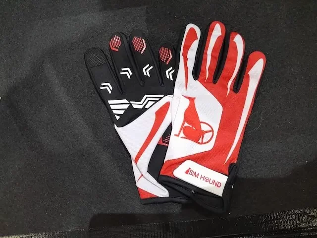 The 7 Best Sim Racing Gloves (Ultimate Guide) - FLOW RACERS